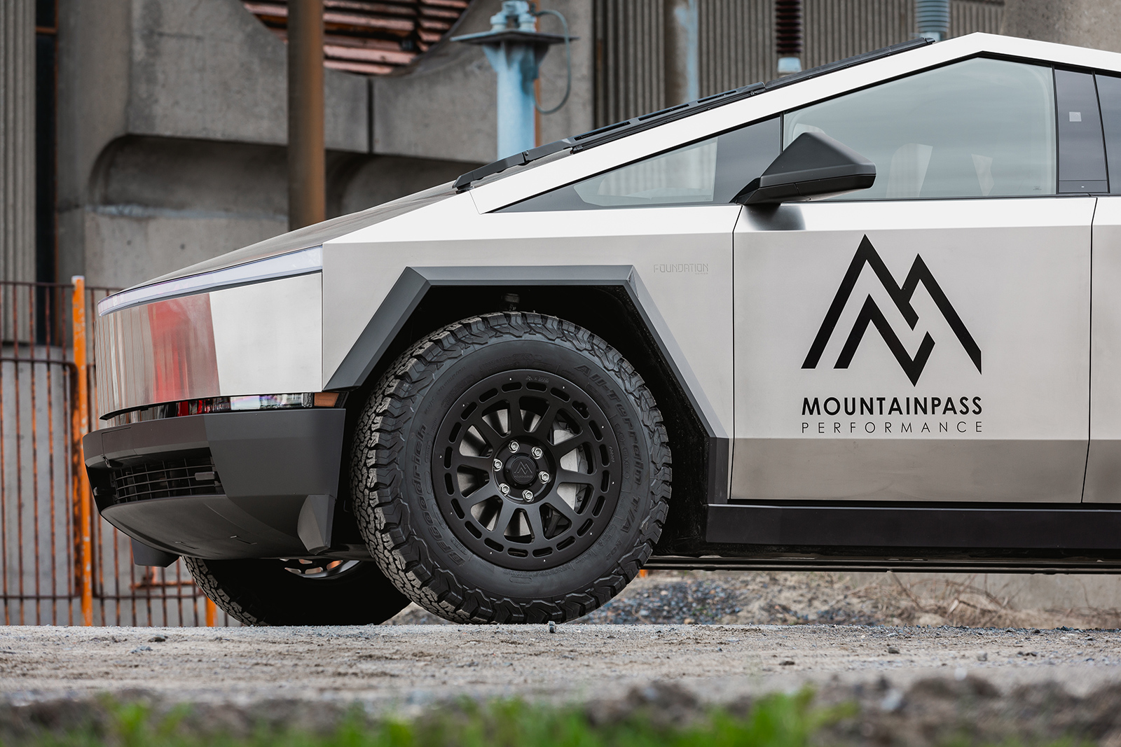 Custom Wheels for Tesla Cybertruck